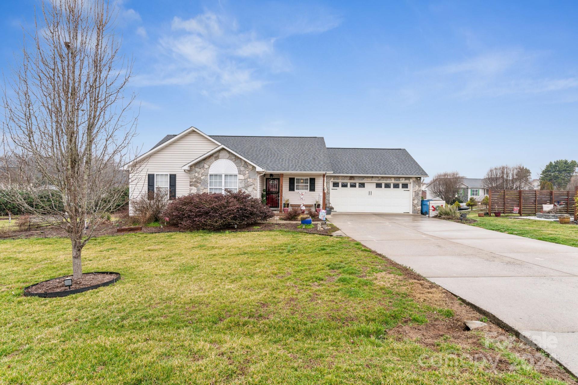 4813 Thoreau Dr, Conover, NC 28613 | MLS# 4138075 | Houzeo