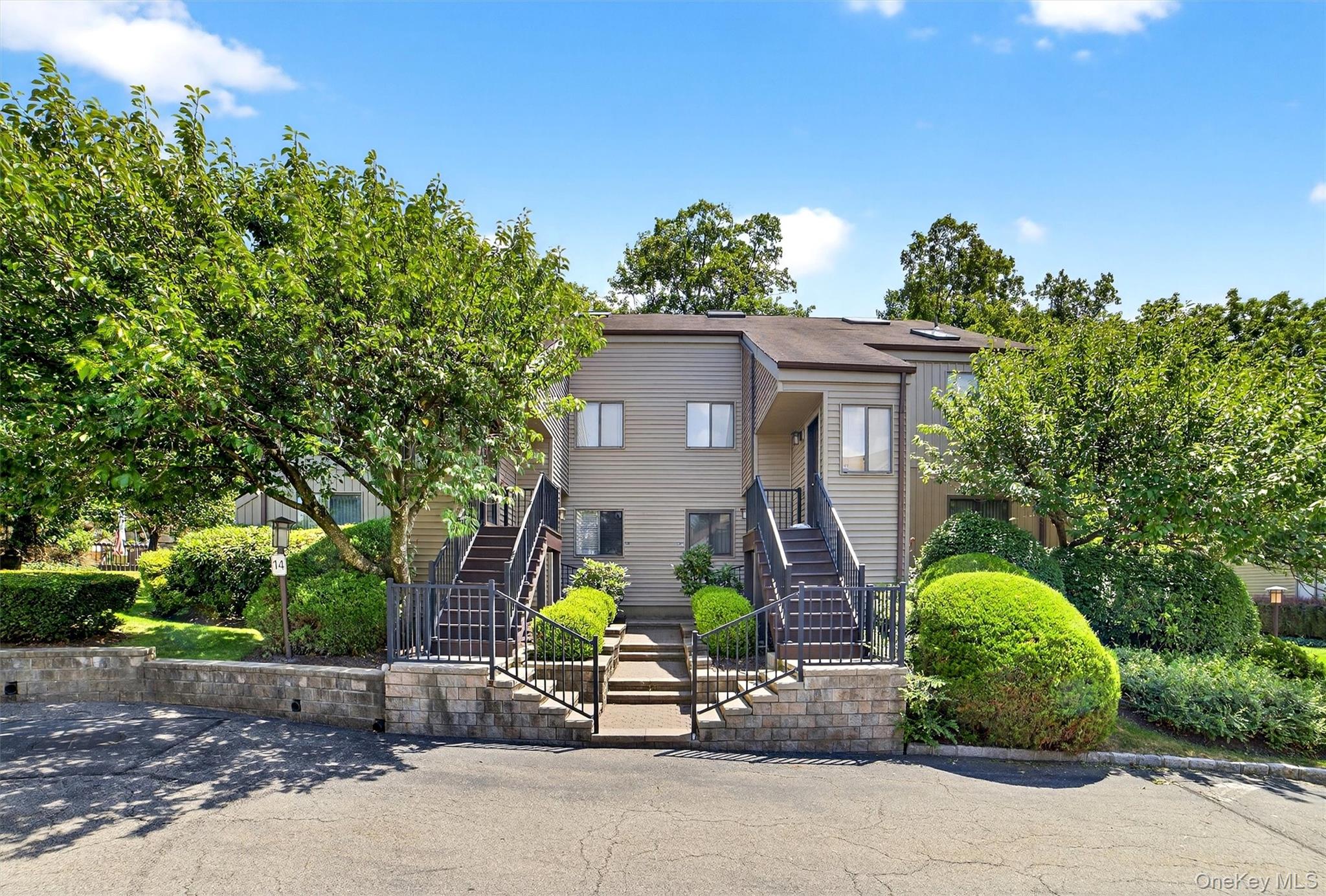 14 Steven Dr #1, Ossining, NY 10562 | MLS# 893510 | Houzeo