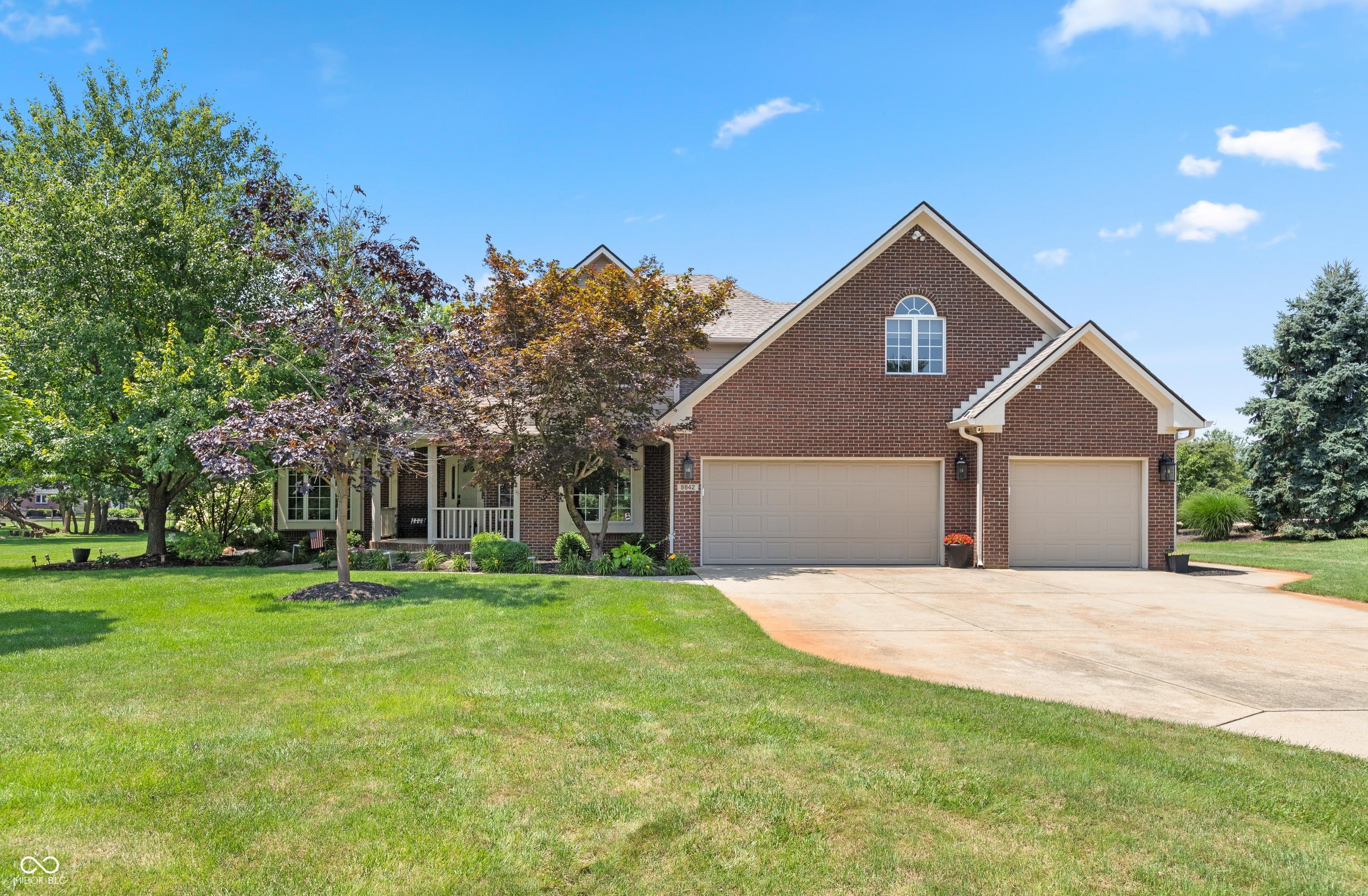 9842 N Wind River Run, Mc Cordsville, IN 46055 | MLS# 22055983 | Houzeo