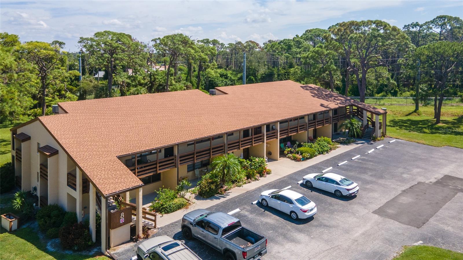 8 Quails Run Blvd #10, Englewood, FL 34223 | MLS# D6138150 | Houzeo
