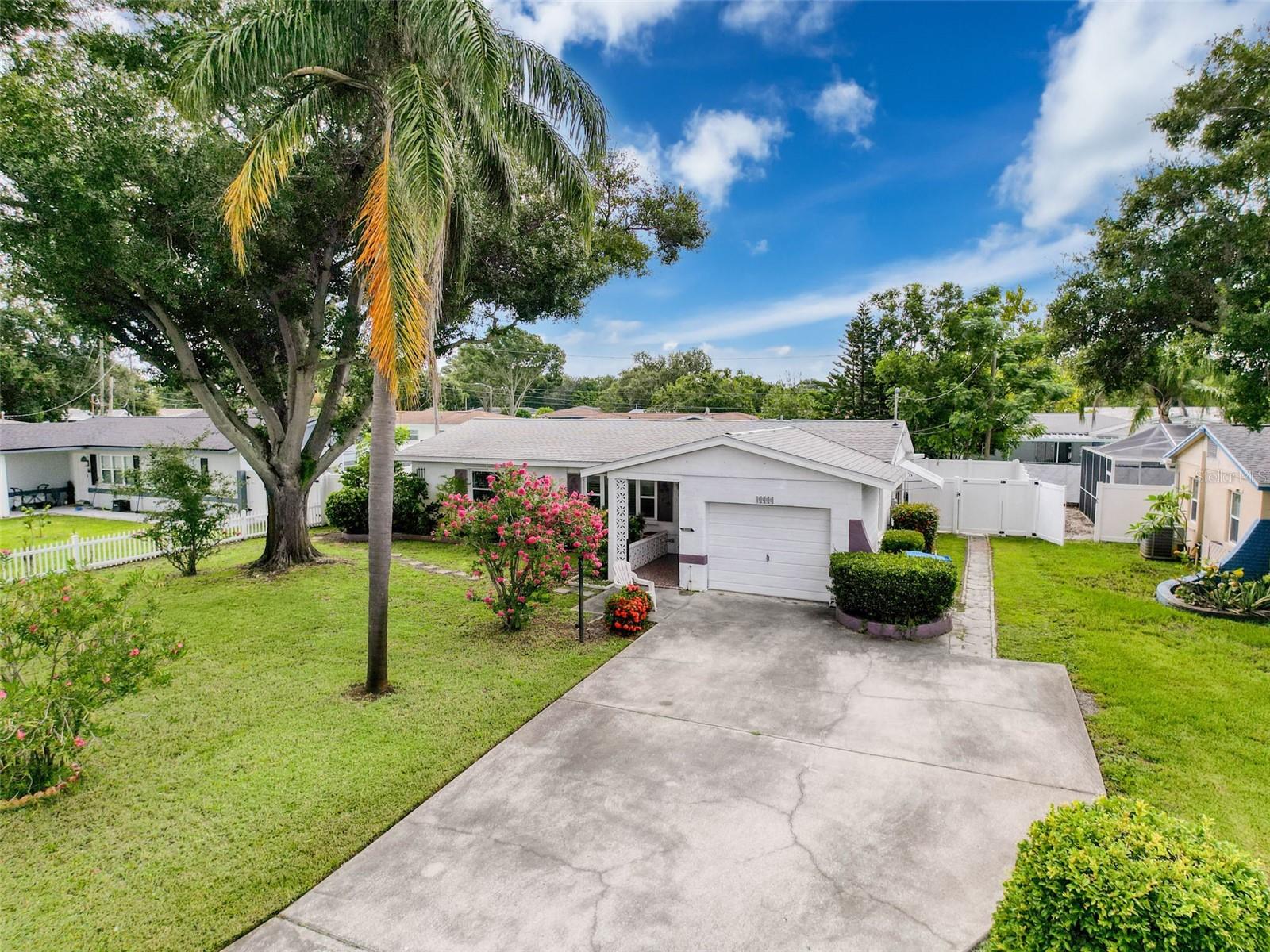 5900 49th Ave N, Kenneth City, FL 33709 | MLS# W7878289 | Houzeo