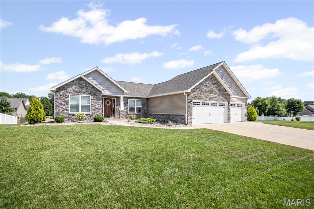 8909 Rock Creek Dr, St. Jacob, IL 62281 | MLS# MIS25054125 | Houzeo