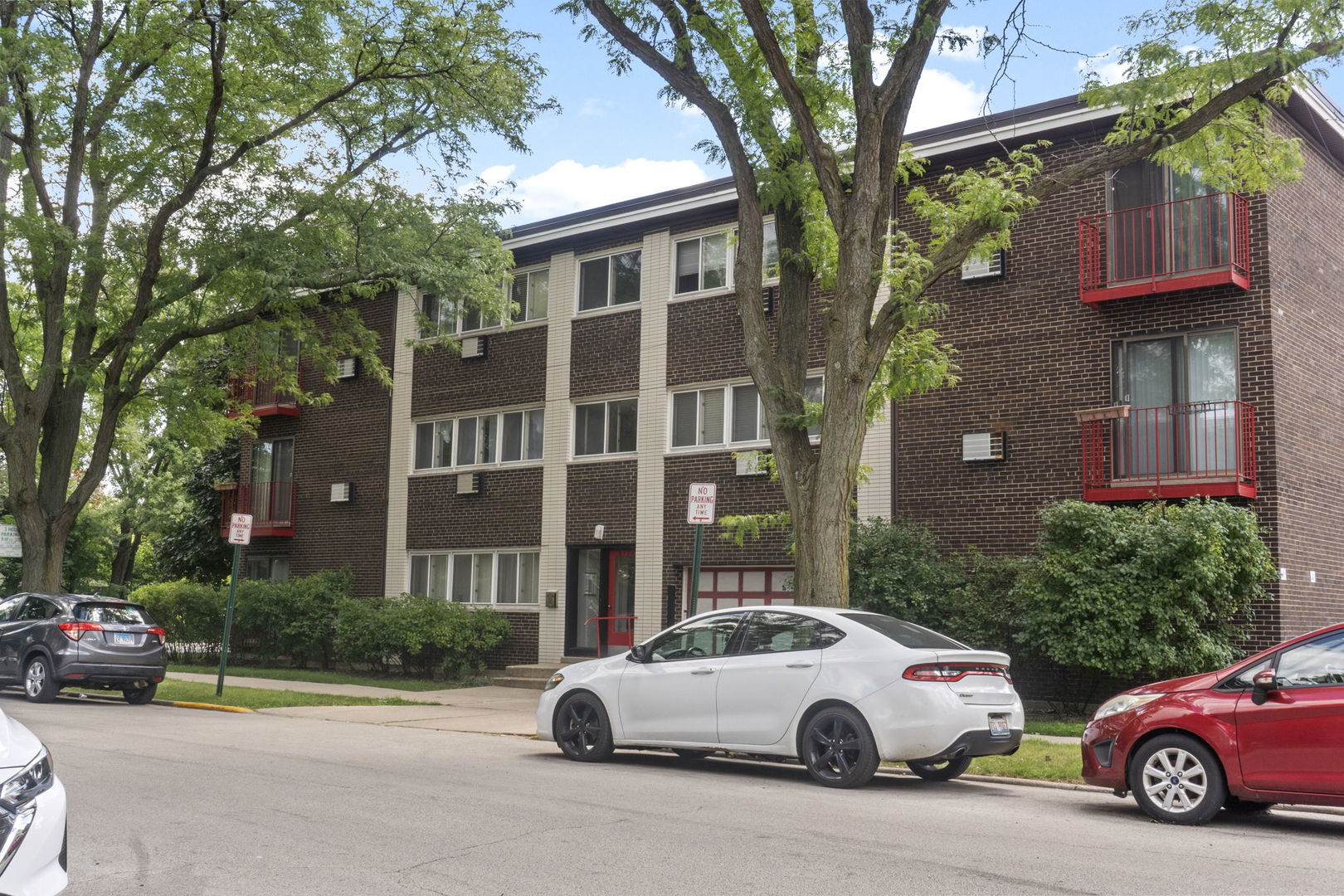 8524 Skokie Blvd #3E, Skokie, IL 60077 | MLS# 12457319 | Houzeo